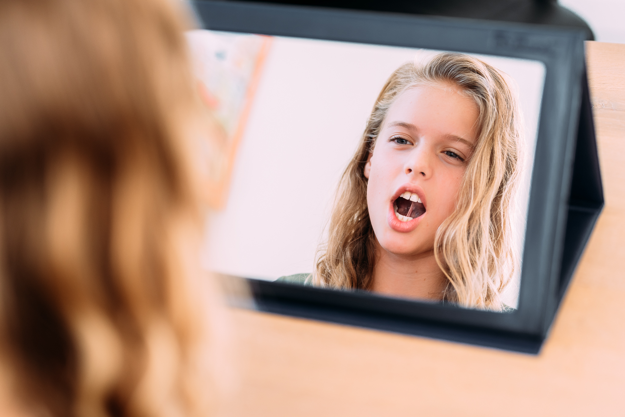 Afwijkend slikken | Logopediepraktijk Wegwijs